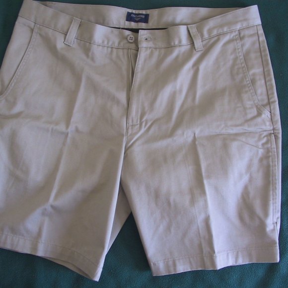 Dockers | Shorts | Mens Six Pocket Shorts Not Cargo Type | Poshmark